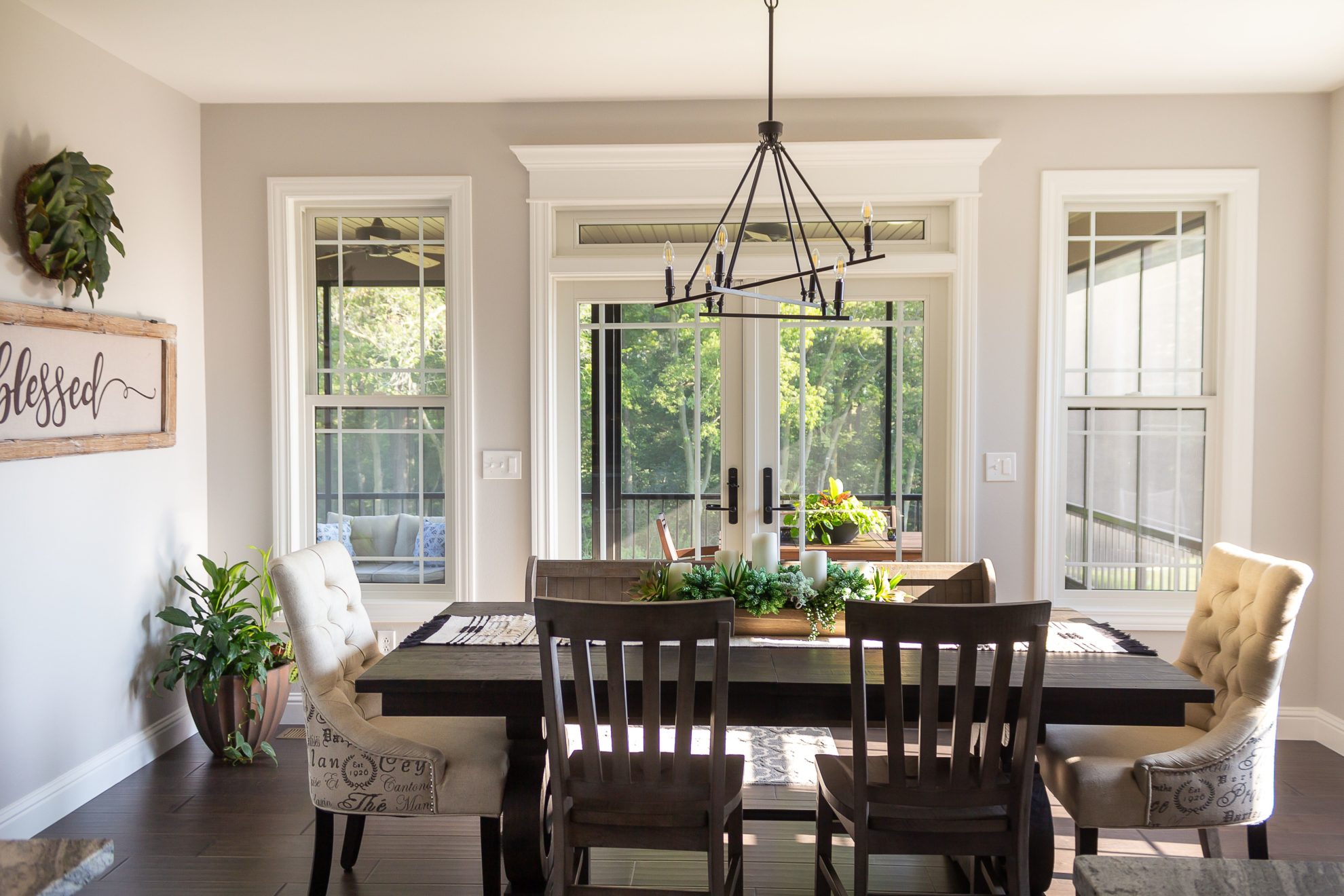 Using Accessories to Liven Up a Space - My Latest Modern Farmhouse ...